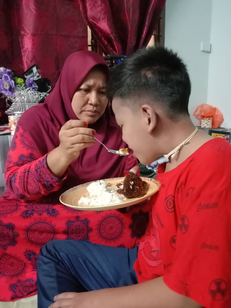 Ibu perlu bantuan kos pembedahan anak jantung berlubang